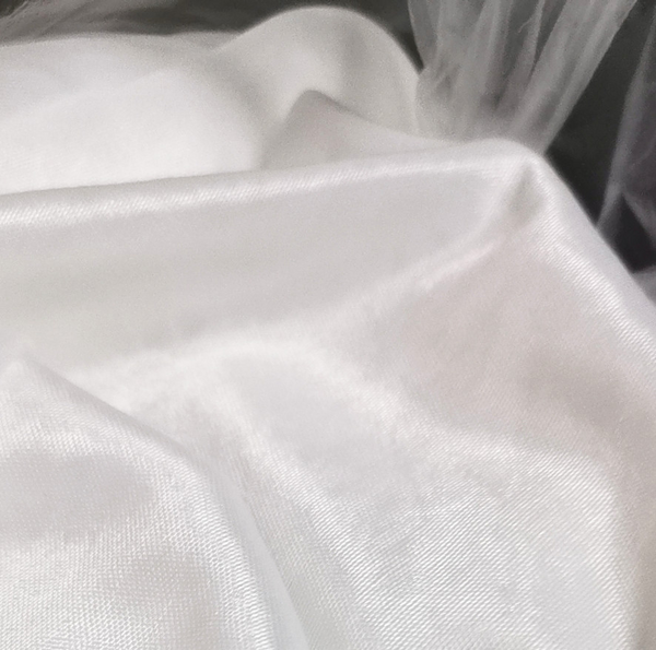 3M x 3M White Curtain Backdrop + Stand– salelink.co.nz